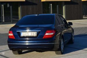 Zils Mercedes-Benz C 200 2011 Šauļi, ar dzinēja tilpumu 2.14 L un nobraukumu 250 tūkst. km par 5400 €, foto 11 vietnē AUTOMOTO.COM.LV