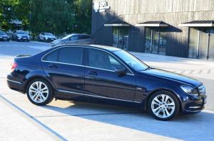Zils Mercedes-Benz C 200 2011 Šauļi, ar dzinēja tilpumu 2.14 L un nobraukumu 250 tūkst. km par 5400 €, foto 15 vietnē AUTOMOTO.COM.LV