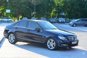 Zils Mercedes-Benz C 200 2011 Šauļi, ar dzinēja tilpumu 2.14 L un nobraukumu 250 tūkst. km par 5400 €, foto 16 vietnē AUTOMOTO.COM.LV
