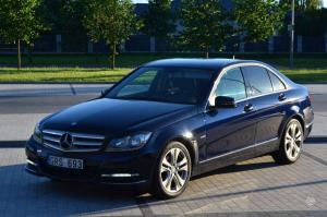 Zils Mercedes-Benz C 200 2011 Šauļi, ar dzinēja tilpumu 2.14 L un nobraukumu 250 tūkst. km par 5400 €, foto 21 vietnē AUTOMOTO.COM.LV