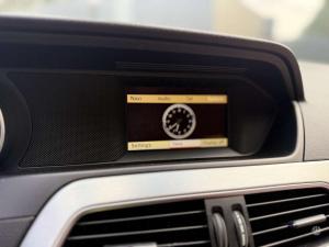 Zils Mercedes-Benz C 200 2011 Viļņa, ar dzinēja tilpumu 2.10 L un nobraukumu 251 tūkst. km par 4800 €, foto 13 vietnē AUTOMOTO.COM.LV