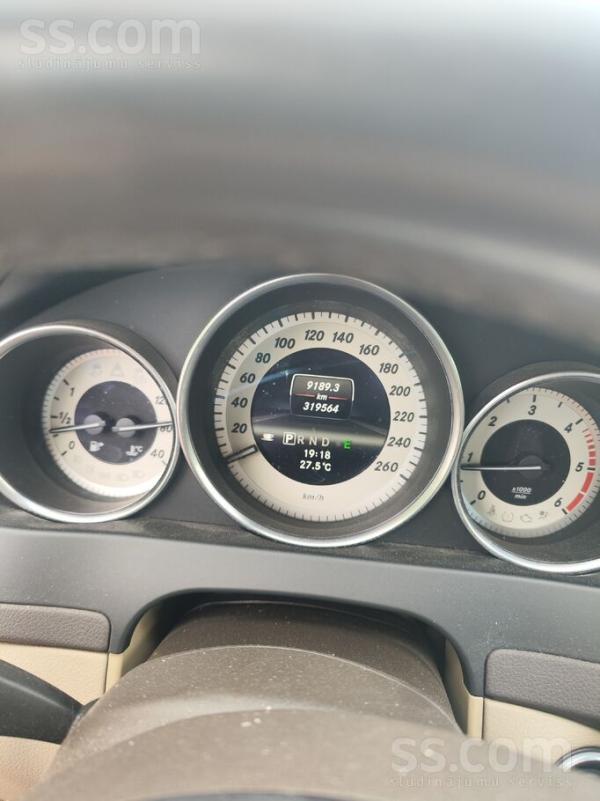 Zils Mercedes-Benz C 200 2012 Rīga, ar dzinēja tilpumu 2.10 L un nobraukumu 320 tūkst. km par 6200 €, foto 5 vietnē AUTOMOTO.COM.LV