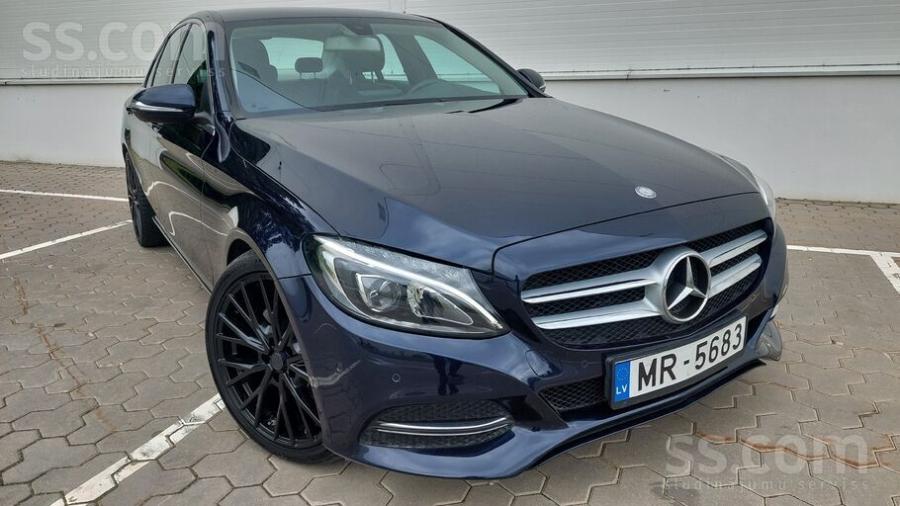Zils Mercedes-Benz C 200 2016 Rīga, ar dzinēja tilpumu 1.60 L un nobraukumu 130 tūkst. km par 10900 €, foto 1 vietnē AUTOMOTO.COM.LV