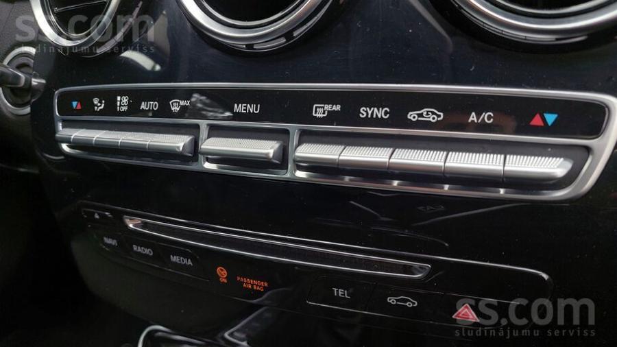 Zils Mercedes-Benz C 200 2016 Rīga, ar dzinēja tilpumu 1.60 L un nobraukumu 130 tūkst. km par 10900 €, foto 28 vietnē AUTOMOTO.COM.LV