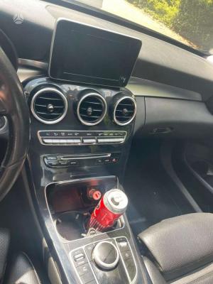 Blue Mercedes-Benz C 200 2016 in Utena, with an engine capacity of 2.00 L and mileage of 380 thousand km for 8650 €, photo 10 on AUTOMOTO.COM.LV