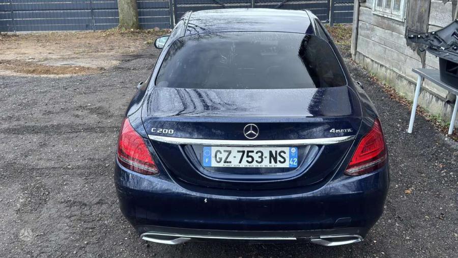 Zils Mercedes-Benz C 200 2018 Jonava, ar dzinēja tilpumu 0.00 L un nobraukumu 170 tūkst. km par 9800 €, foto 6 vietnē AUTOMOTO.COM.LV