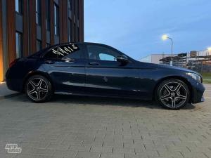 Blue Mercedes-Benz C 200 2019 in Kaunas, with an engine capacity of 1.60 L and mileage of 140 thousand km for 22000 €, photo 18 on AUTOMOTO.COM.LV