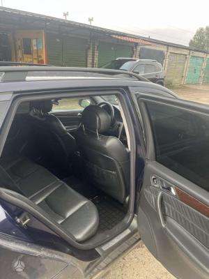 Zils Mercedes-Benz C 200 2001 Kauņa, ar dzinēja tilpumu 2.15 L un nobraukumu 321 tūkst. km par 2000 €, foto 7 vietnē AUTOMOTO.COM.LV