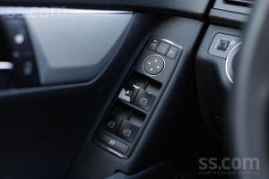 Zils Mercedes-Benz C 200 2008 Rīga, ar dzinēja tilpumu 1.80 L un nobraukumu 356 tūkst. km par 4990 €, foto 16 vietnē AUTOMOTO.COM.LV