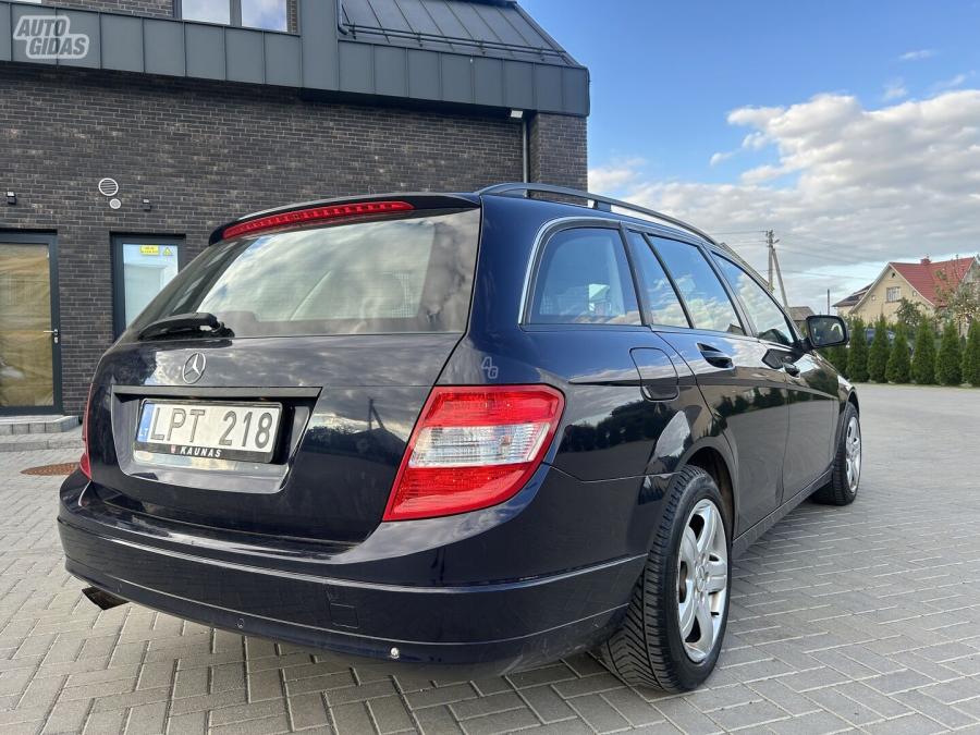 Zils Mercedes-Benz C 200 2008 Kauņa, ar dzinēja tilpumu 2.20 L un nobraukumu 360 tūkst. km par 3199 €, foto 4 vietnē AUTOMOTO.COM.LV
