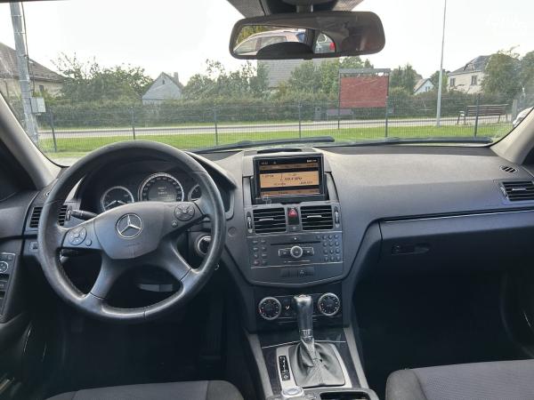 Blue Mercedes-Benz C 200 2008 in Kaunas, with an engine capacity of 2.20 L and mileage of 360 thousand km for 3199 €, photo 10 on AUTOMOTO.COM.LV
