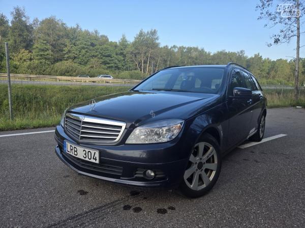 Zils Mercedes-Benz C 200 2009 Kauņa, ar dzinēja tilpumu 2.20 L un nobraukumu 310 tūkst. km par 2099 €, foto 3 vietnē AUTOMOTO.COM.LV