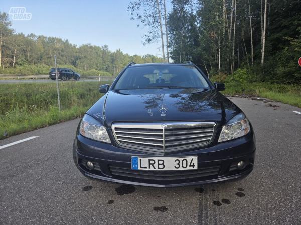 Zils Mercedes-Benz C 200 2009 Kauņa, ar dzinēja tilpumu 2.20 L un nobraukumu 310 tūkst. km par 2099 €, foto 5 vietnē AUTOMOTO.COM.LV