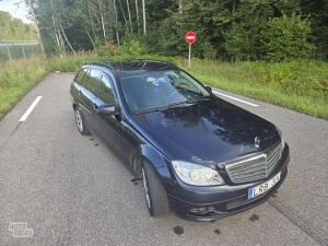 Zils Mercedes-Benz C 200 2009 Kauņa, ar dzinēja tilpumu 2.20 L un nobraukumu 310 tūkst. km par 2099 €, foto 6 vietnē AUTOMOTO.COM.LV