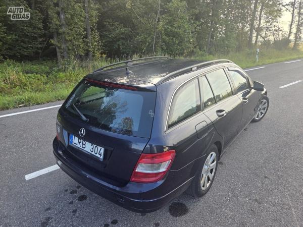 Zils Mercedes-Benz C 200 2009 Kauņa, ar dzinēja tilpumu 2.20 L un nobraukumu 310 tūkst. km par 2099 €, foto 10 vietnē AUTOMOTO.COM.LV