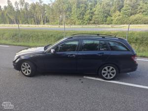 Zils Mercedes-Benz C 200 2009 Kauņa, ar dzinēja tilpumu 2.20 L un nobraukumu 310 tūkst. km par 2099 €, foto 16 vietnē AUTOMOTO.COM.LV