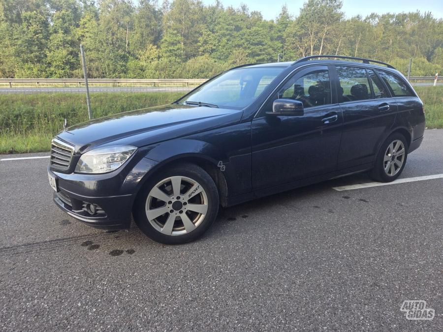 Zils Mercedes-Benz C 200 2009 Kauņa, ar dzinēja tilpumu 2.20 L un nobraukumu 310 tūkst. km par 2099 €, foto 18 vietnē AUTOMOTO.COM.LV