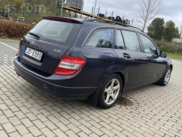 Mercedes-Benz C 200 2009 Rīga vietnē Zils Mercedes-Benz C 200 2009 Rīga, ar dzinēja tilpumu 2.20 L un nobraukumu 348 tūkst. km par 2750 €, foto 5 vietnē AUTOMOTO.COM.LV