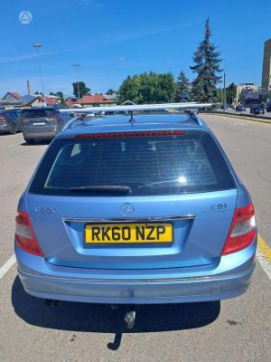 Zils Mercedes-Benz C 200 2010 Kauņa, ar dzinēja tilpumu 2.14 L un nobraukumu 211 tūkst. km par 2350 €, foto 7 vietnē AUTOMOTO.COM.LV