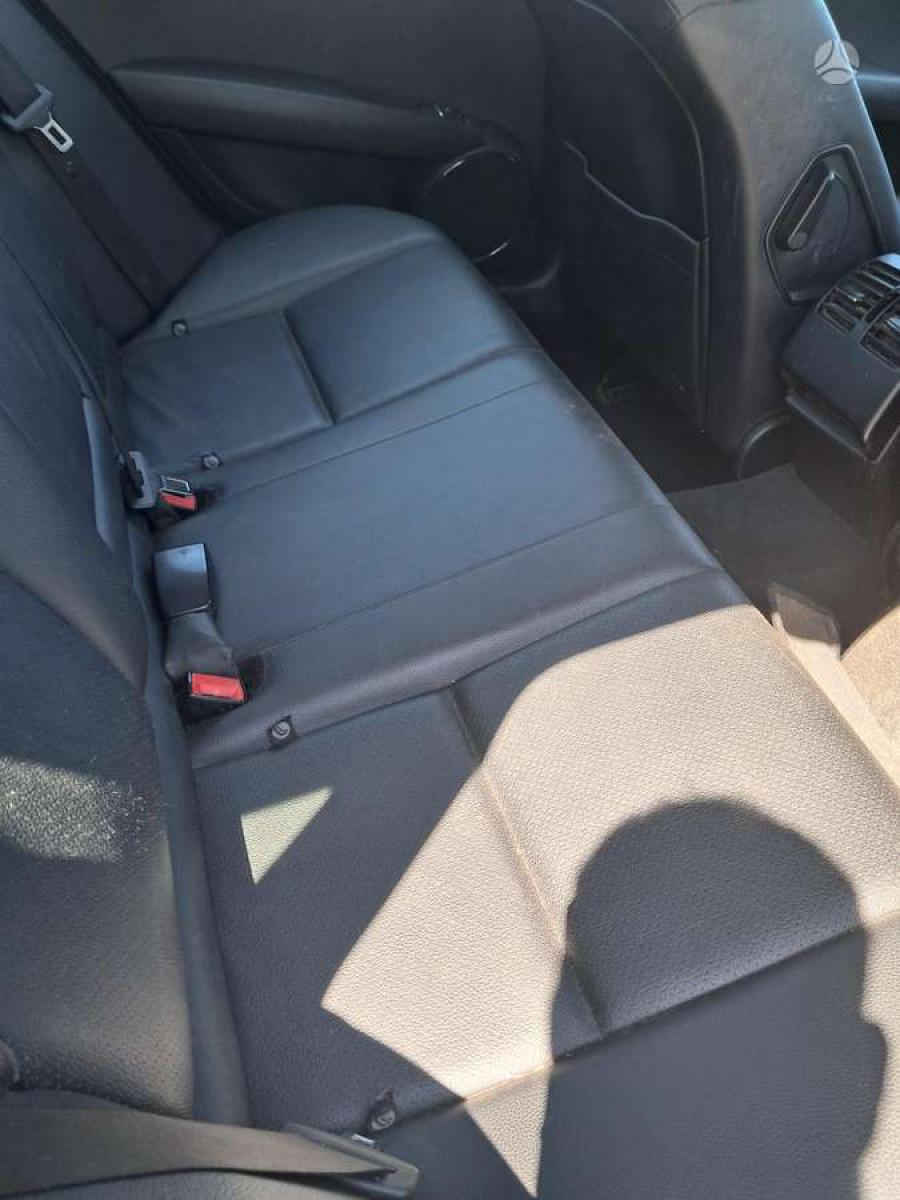 Zils Mercedes-Benz C 200 2010 Kauņa, ar dzinēja tilpumu 2.14 L un nobraukumu 211 tūkst. km par 2350 €, foto 9 vietnē AUTOMOTO.COM.LV