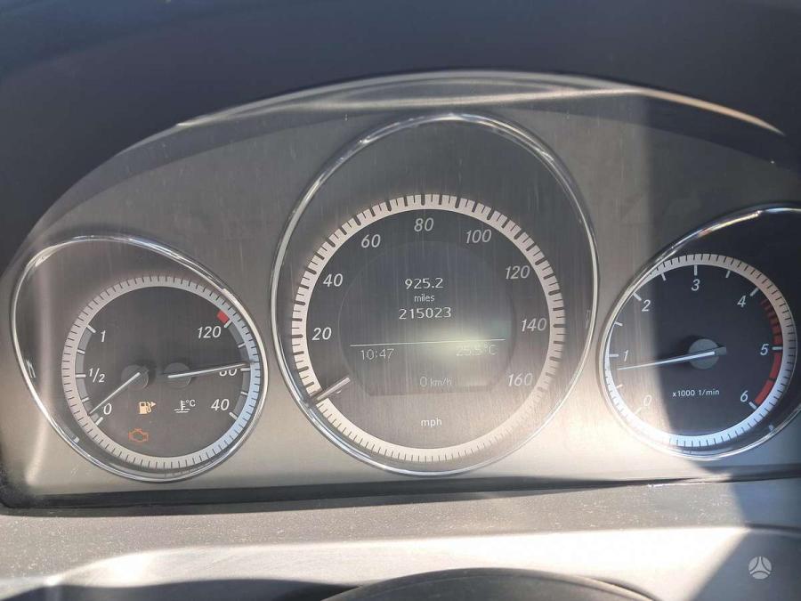 Zils Mercedes-Benz C 200 2010 Kauņa, ar dzinēja tilpumu 2.14 L un nobraukumu 211 tūkst. km par 2350 €, foto 14 vietnē AUTOMOTO.COM.LV