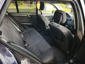 Blue Mercedes-Benz C 200 2010 in Utena, with an engine capacity of 2.20 L and mileage of 531 thousand km for 4700 €, photo 12 on AUTOMOTO.COM.LV