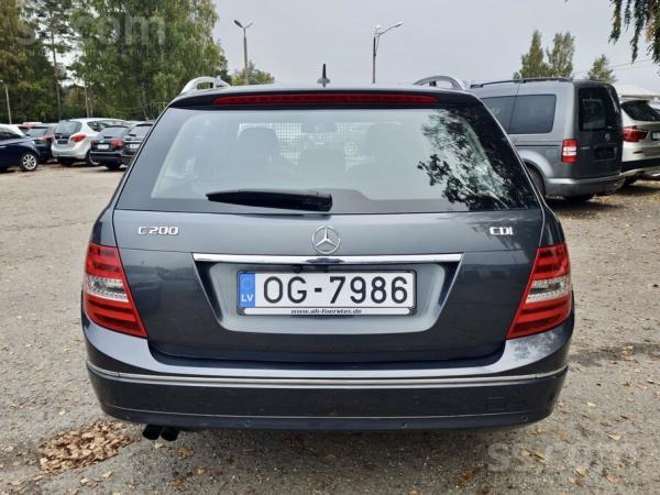 Zils Mercedes-Benz C 200 2010 Rīga, ar dzinēja tilpumu 2.20 L un nobraukumu 0 tūkst. km par 3990 €, foto 7 vietnē AUTOMOTO.COM.LV