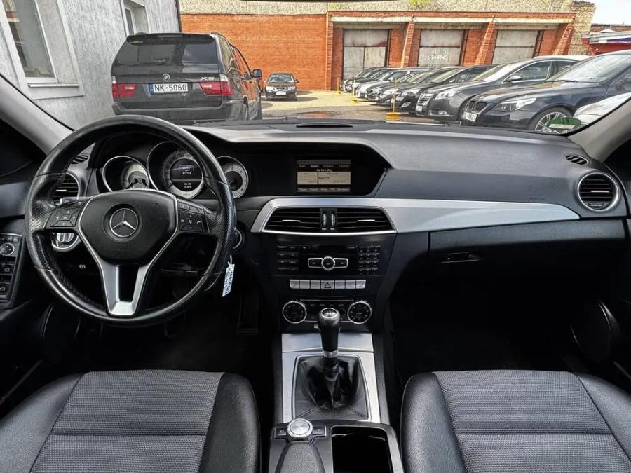 Zils Mercedes-Benz C 200 2012 Daugavpils, ar dzinēja tilpumu 2.10 L un nobraukumu 312 tūkst. km par 5990 €, foto 14 vietnē AUTOMOTO.COM.LV
