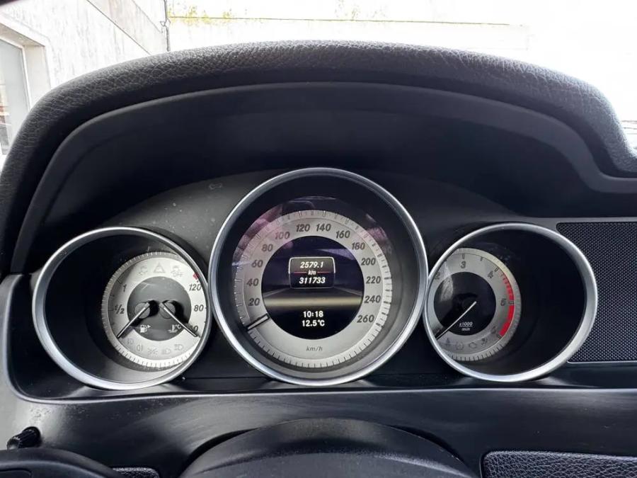 Zils Mercedes-Benz C 200 2012 Daugavpils, ar dzinēja tilpumu 2.10 L un nobraukumu 312 tūkst. km par 5990 €, foto 18 vietnē AUTOMOTO.COM.LV