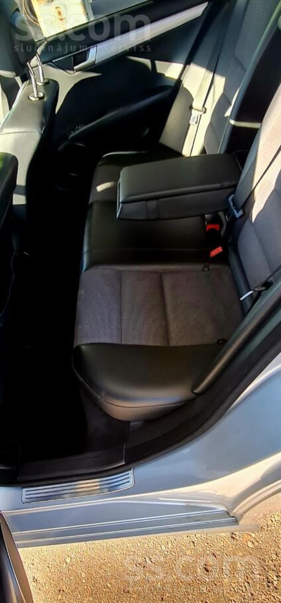 Zils Mercedes-Benz C 200 2012 Daugavpils, ar dzinēja tilpumu 2.10 L un nobraukumu 312 tūkst. km par 5750 €, foto 8 vietnē AUTOMOTO.COM.LV