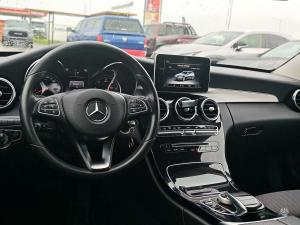 Blue Mercedes-Benz C 200 2017 in Vilnius, with an engine capacity of 2.14 L and mileage of 285 thousand km for 10500 €, photo 5 on AUTOMOTO.COM.LV