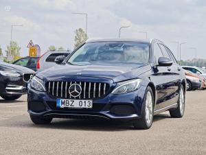 Blue Mercedes-Benz C 200 2017 in Vilnius, with an engine capacity of 2.14 L and mileage of 285 thousand km for 10500 €, photo 6 on AUTOMOTO.COM.LV