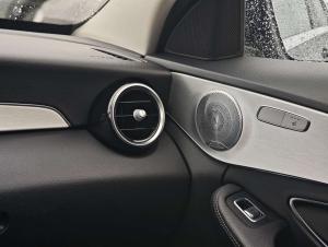 Blue Mercedes-Benz C 200 2017 in Vilnius, with an engine capacity of 2.14 L and mileage of 285 thousand km for 10500 €, photo 17 on AUTOMOTO.COM.LV