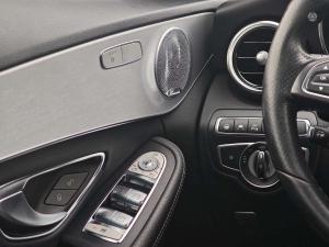 Blue Mercedes-Benz C 200 2017 in Vilnius, with an engine capacity of 2.14 L and mileage of 285 thousand km for 10500 €, photo 18 on AUTOMOTO.COM.LV