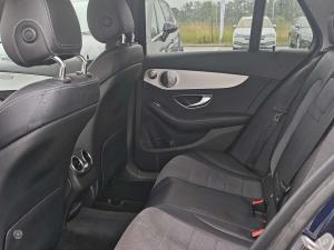 Blue Mercedes-Benz C 200 2017 in Vilnius, with an engine capacity of 2.14 L and mileage of 285 thousand km for 10500 €, photo 19 on AUTOMOTO.COM.LV