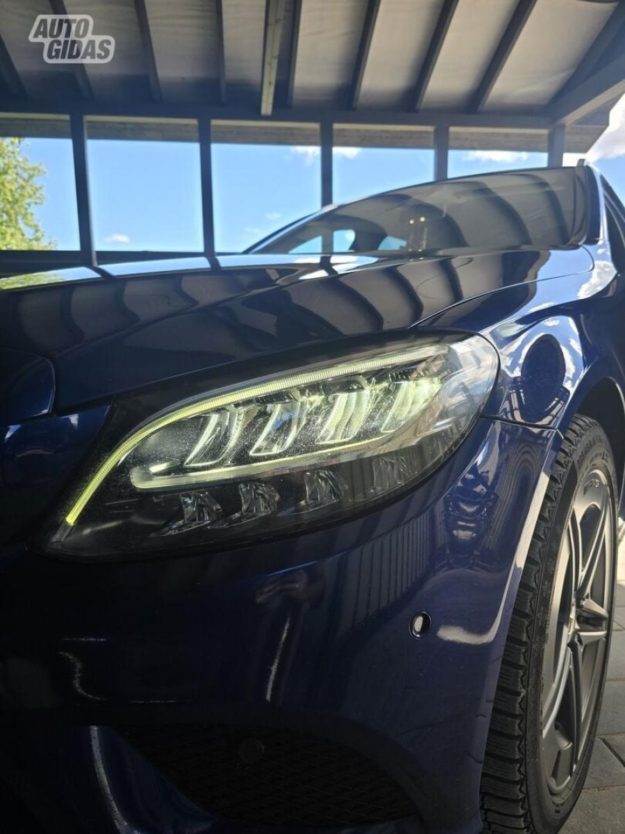 Zils Mercedes-Benz C 200 2019 Klaipėda, ar dzinēja tilpumu 1.60 L un nobraukumu 208 tūkst. km par 18000 €, foto 10 vietnē AUTOMOTO.COM.LV