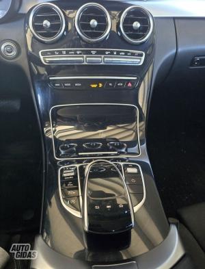 Zils Mercedes-Benz C 200 2019 Klaipėda, ar dzinēja tilpumu 1.60 L un nobraukumu 208 tūkst. km par 18000 €, foto 16 vietnē AUTOMOTO.COM.LV
