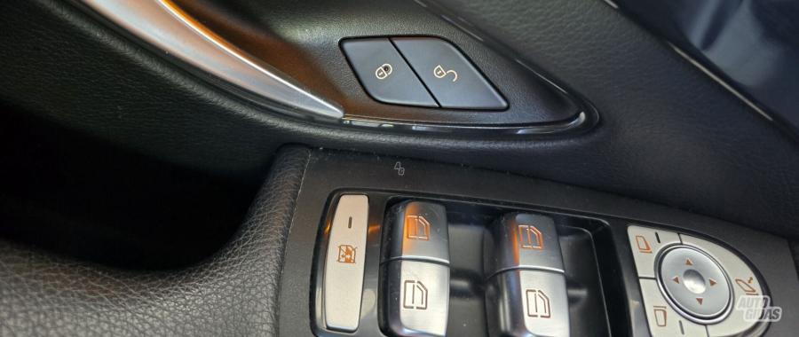 Zils Mercedes-Benz C 200 2019 Klaipėda, ar dzinēja tilpumu 1.60 L un nobraukumu 208 tūkst. km par 18000 €, foto 22 vietnē AUTOMOTO.COM.LV