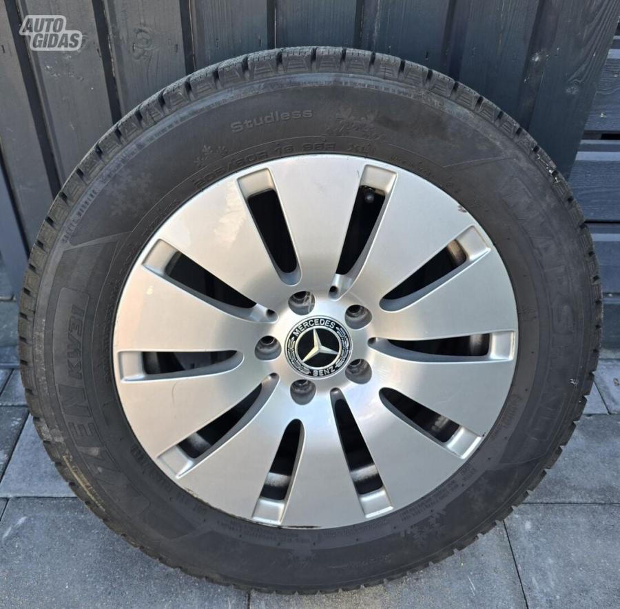 Zils Mercedes-Benz C 200 2019 Klaipėda, ar dzinēja tilpumu 1.60 L un nobraukumu 208 tūkst. km par 18000 €, foto 36 vietnē AUTOMOTO.COM.LV