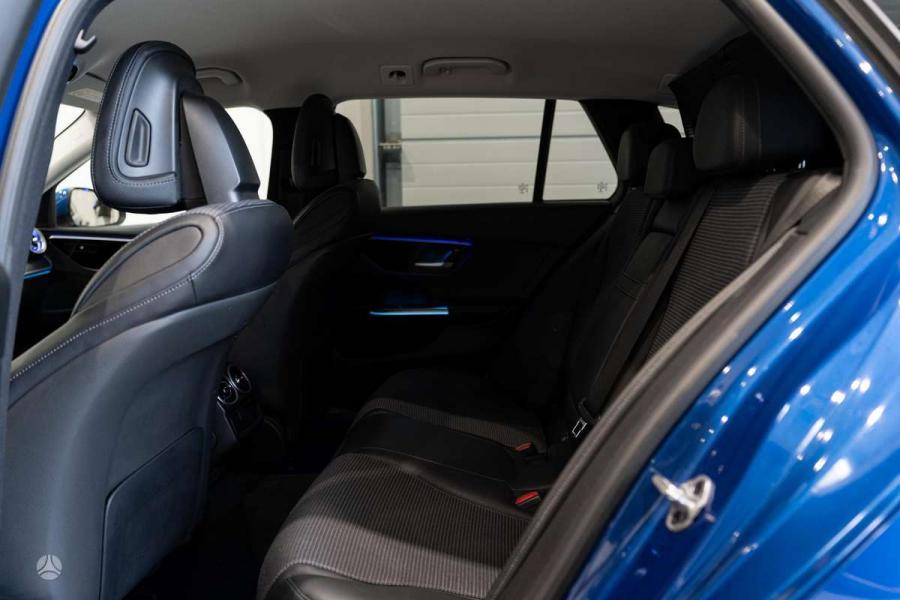 Blue Mercedes-Benz C 200 2022 in Vilnius, with an engine capacity of 1.99 L and mileage of 160 thousand km for 22100 €, photo 20 on AUTOMOTO.COM.LV