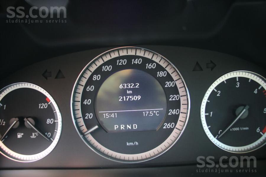 Brown Mercedes-Benz C 200 2008 in Tukums, with an engine capacity of 2.20 L and mileage of 0 thousand km for 6500 €, photo 14 on AUTOMOTO.COM.LV