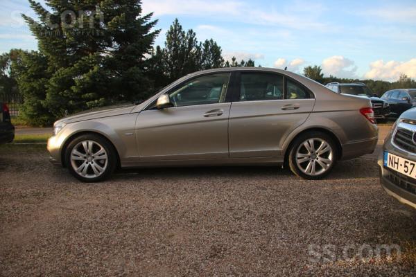 Brūns Mercedes-Benz C 200 2008 Tukums, ar dzinēja tilpumu 2.20 L un nobraukumu 0 tūkst. km par 6500 €, foto 5 vietnē AUTOMOTO.COM.LV