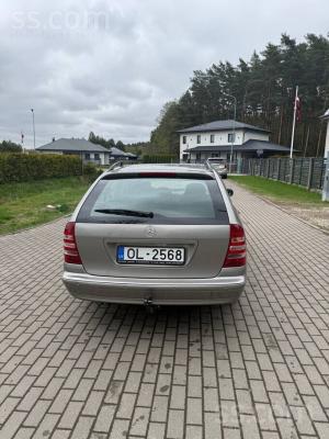 Brūns Mercedes-Benz C 200 2006 Rīga, ar dzinēja tilpumu 2.10 L un nobraukumu 288 tūkst. km par 2380 €, foto 4 vietnē AUTOMOTO.COM.LV