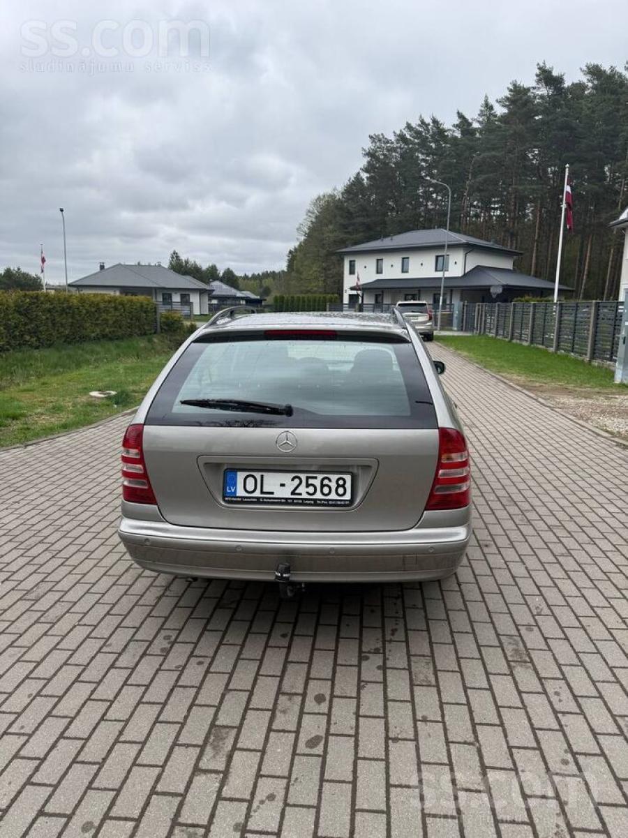 Brūns Mercedes-Benz C 200 2006 Rīga, ar dzinēja tilpumu 2.10 L un nobraukumu 288 tūkst. km par 2380 €, foto 4 vietnē AUTOMOTO.COM.LV