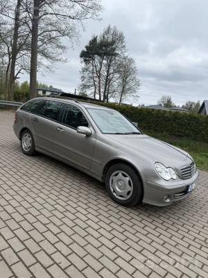Brūns Mercedes-Benz C 200 2006 Rīga, ar dzinēja tilpumu 2.10 L un nobraukumu 288 tūkst. km par 2380 €, foto 6 vietnē AUTOMOTO.COM.LV