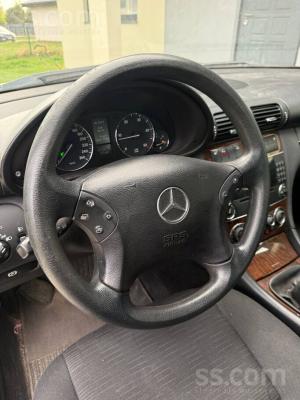 Brūns Mercedes-Benz C 200 2006 Rīga, ar dzinēja tilpumu 2.10 L un nobraukumu 288 tūkst. km par 2380 €, foto 8 vietnē AUTOMOTO.COM.LV