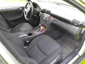 Brūns Mercedes-Benz C 200 2006 Aizkraukle, ar dzinēja tilpumu 2.10 L un nobraukumu 368 tūkst. km par 1700 €, foto 7 vietnē AUTOMOTO.COM.LV