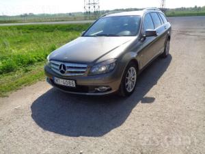 Brown Mercedes-Benz C 200 2009 in Liepaja, with an engine capacity of 2.20 L and mileage of 263 thousand km for 5250 €, photo  on AUTOMOTO.COM.LV