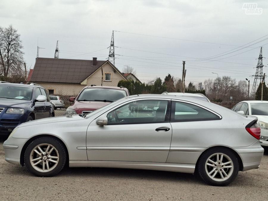 Mercedes-Benz C 200 2004 Šilutė, ar dzinēja tilpumu 2.00 L un nobraukumu 149 tūkst. km par 1499 €, foto 4 vietnē AUTOMOTO.COM.LV