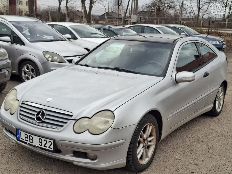 Mercedes-Benz C 200 2004 Šilutė, ar dzinēja tilpumu 2.00 L un nobraukumu 149 tūkst. km par 1499 €, foto 6 vietnē AUTOMOTO.COM.LV